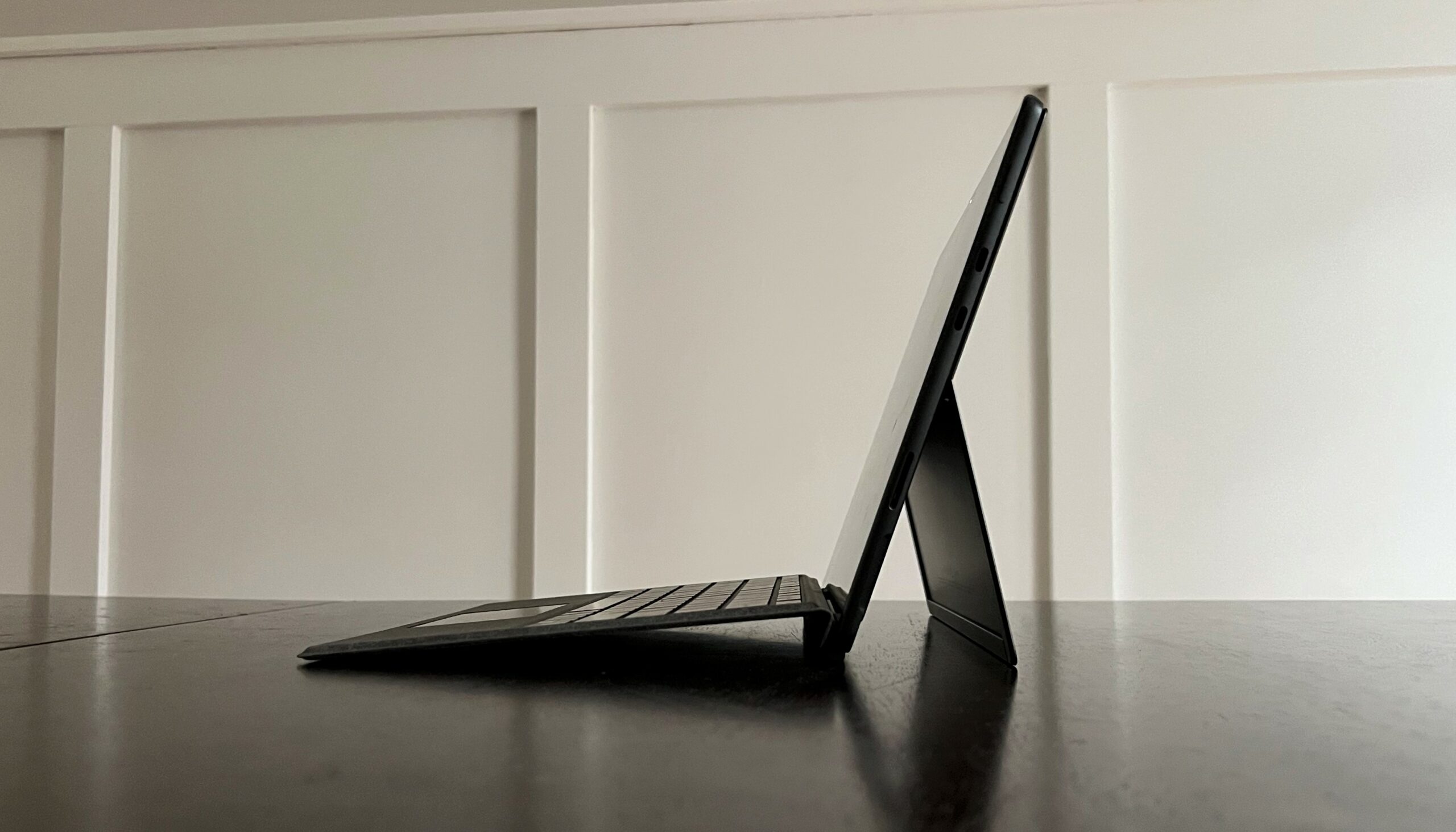 Microsoft Cuts More Features From Windows 10 Pro To Push Businesses To ...